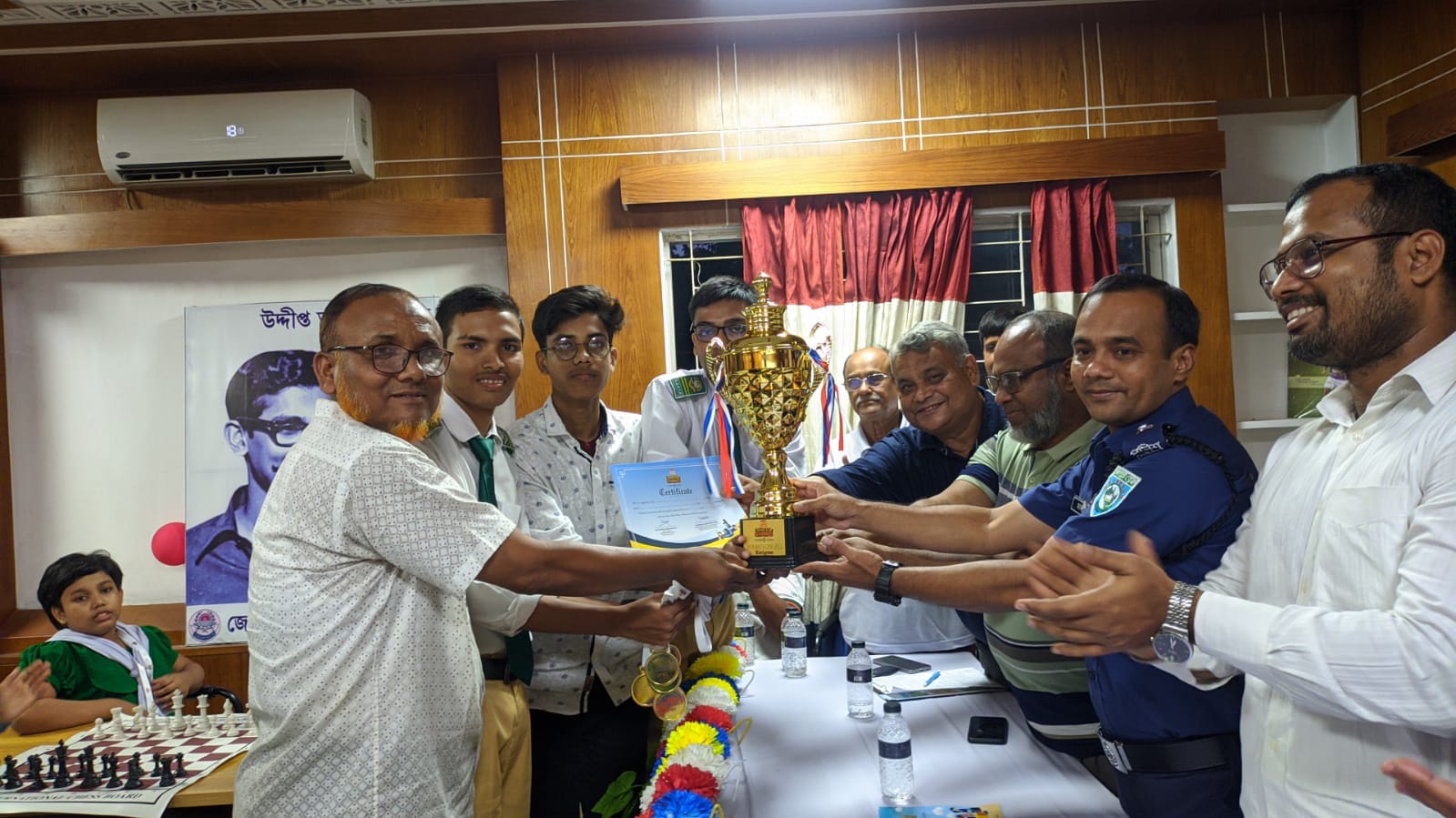 দাবা'য় চ্যাম্পিয়ন কুড়িগ্রাম সরকারি উচ্চ বিদ্যালয় ও রানার্স আপ ...